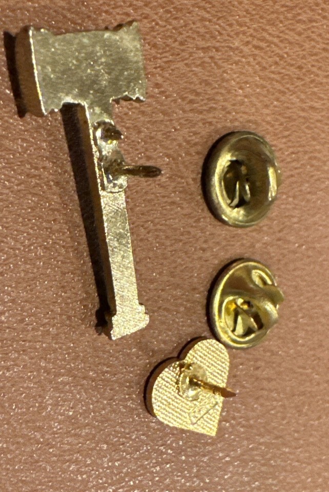 Gold-Tone Judge Gavel Inscribed President Lapel Pin HEART ARROW LOT OF ...