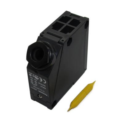 EQ-511 sensor: photoelectric range: 0.1-2.5m NPN/PNP mirroring ...