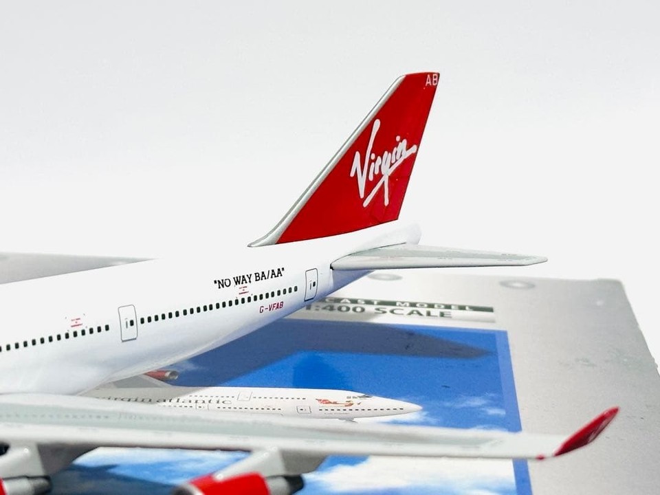 Gemini Jets 1/400 Diecast Model 747-4Q8 Virgin Atlantic with Landing ...