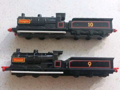 Thomas The Tank Engine & Friends Ertl diecast Donald no. 9 & Douglas no ...
