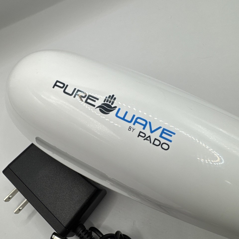 PUREWAVE CM07 PERCUSSION & VIBRATION MASSAGER With Original Charger & 1 ...