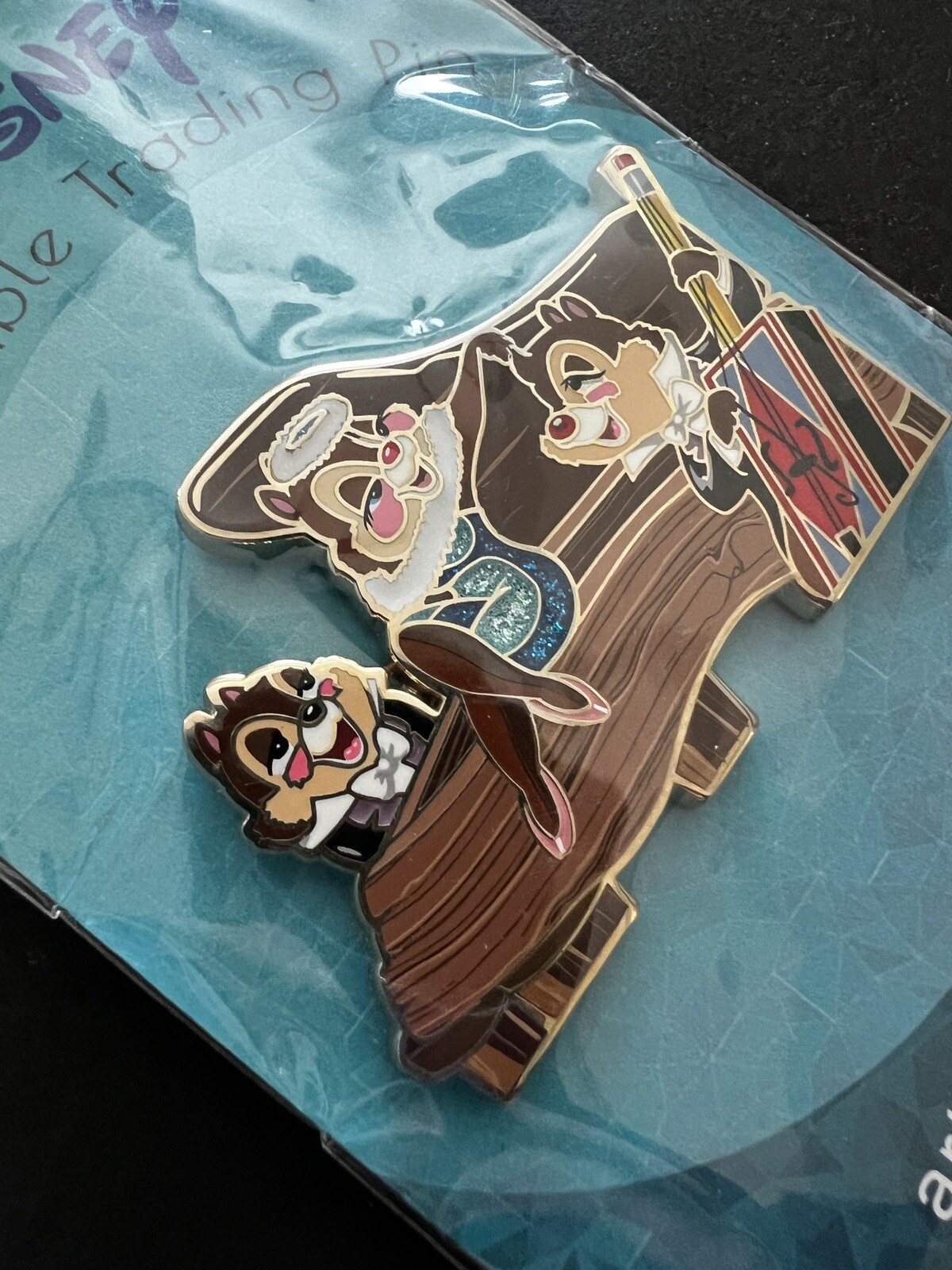 Disney Artland UK Chip n Dale Clarice Sing CND Series Pin Badge LE 250 ...