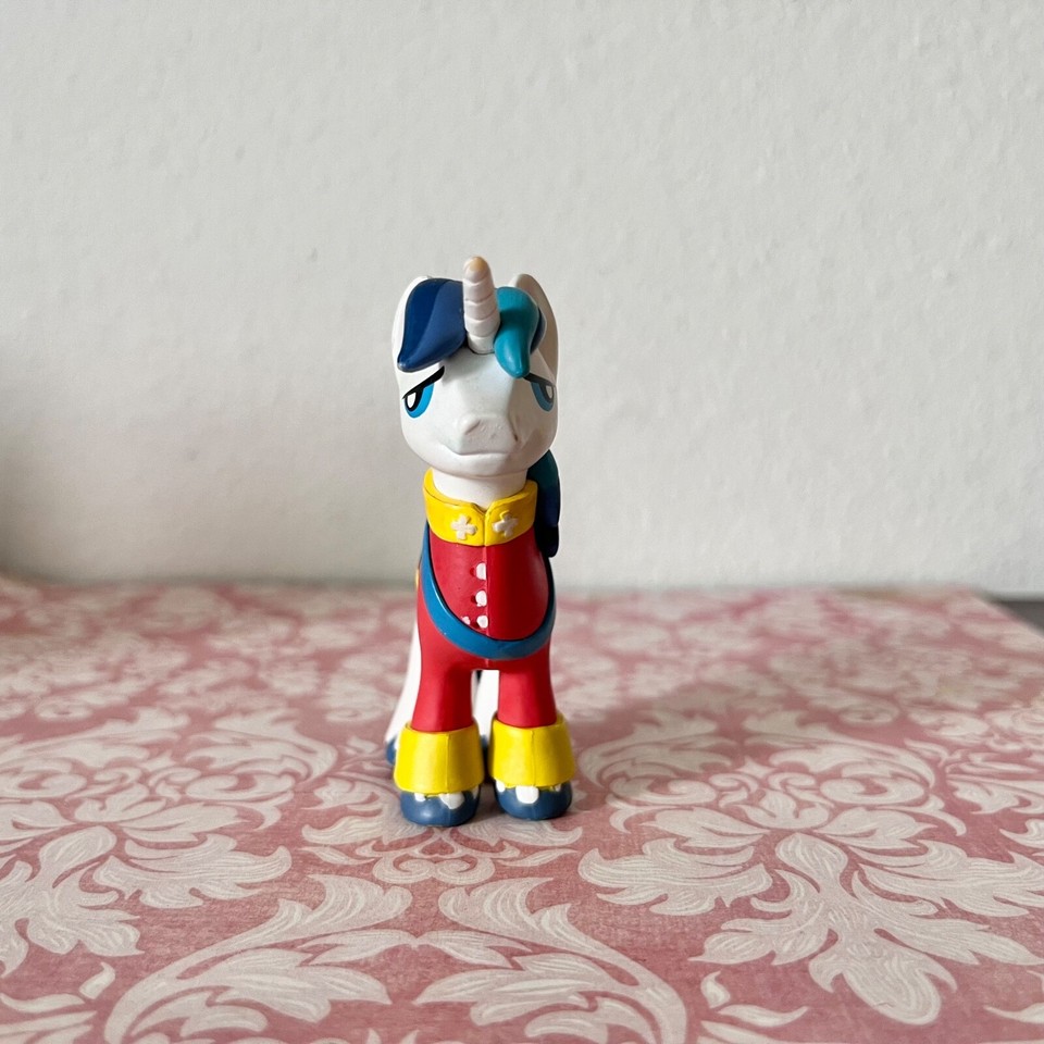 GUC Funko MLP SHINING ARMOR Mystery Mini My Little Pony Friendship Is ...