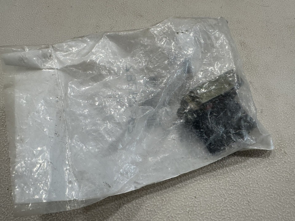 Telemechanique ZB2BZ102 Contact Block Mounting Base | eBay