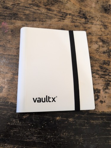 Vault X 9 Pocket Trading Card Strap Binder, 360 cards, Side-Loading ...