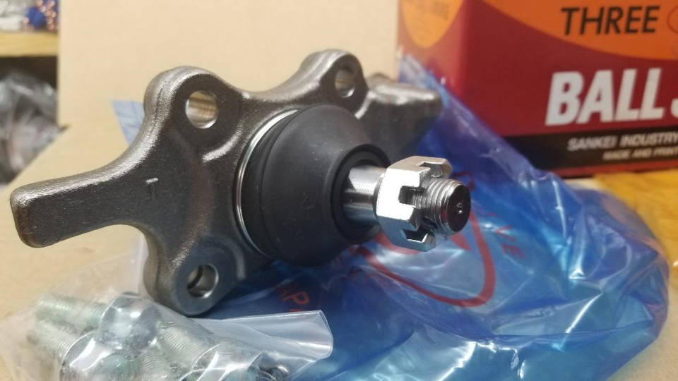 SANKEI 555 Front Lower Ball Joints Made in JP 2 Pieces For Toyota ...