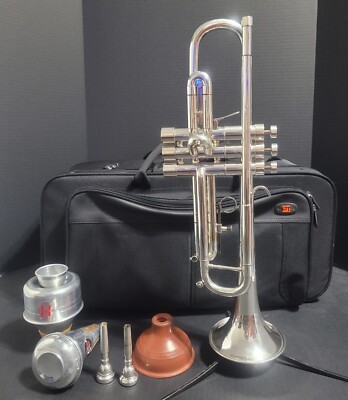 Getzen Eterna 900 Severinsen Trumpet,2 mouthpieces & Original Getzen ...