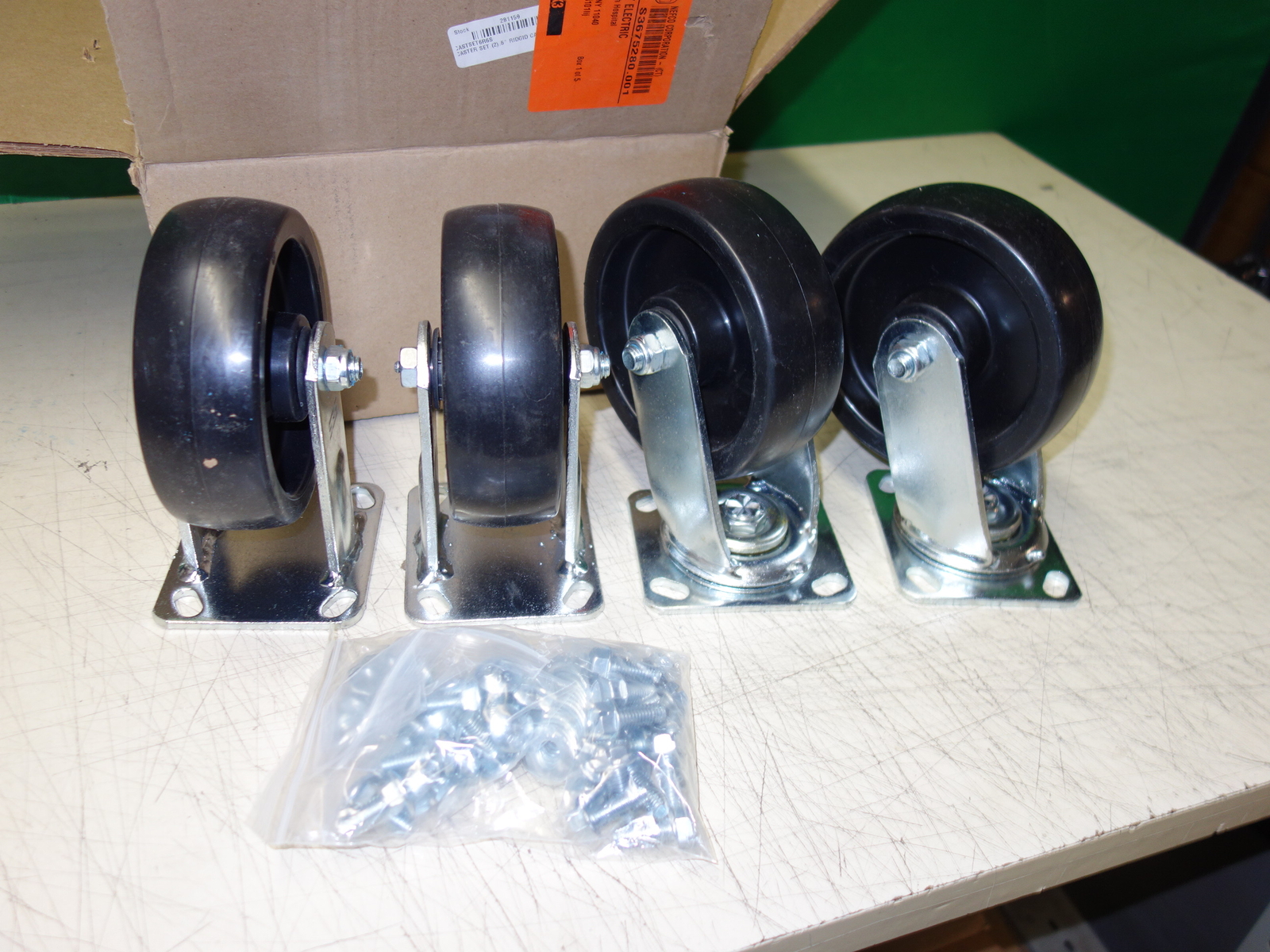 CASTER SET (2) 6" RIDGID CASTERS (2) 6" SWIVEL CASTERS KNAACK ...