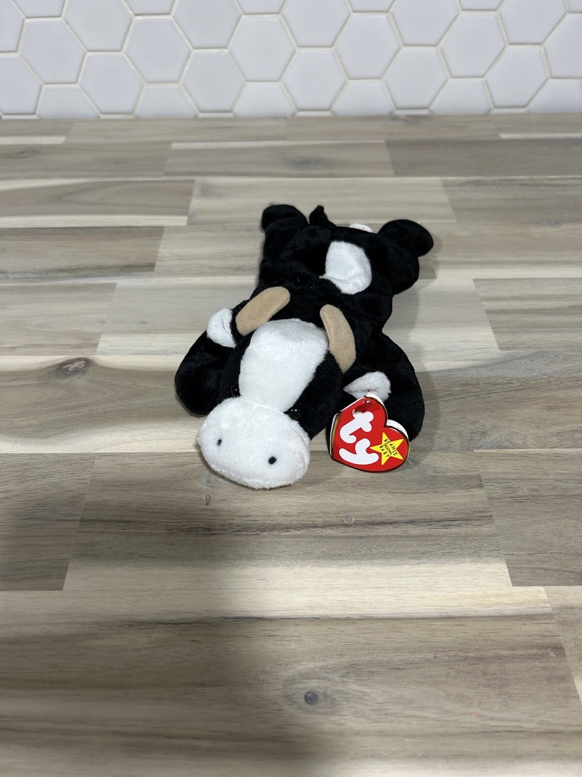 TY Beanie Baby - DAISY the Cow (9 inch) - Stuffed Animal Toy ...