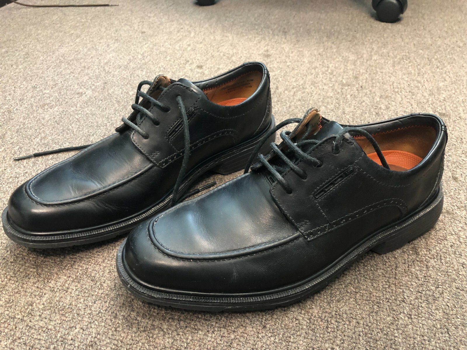 Clarks Mens Un.Structured Black Leather Shoes (Size 8… - Gem