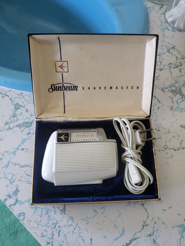 Vintage Sunbeam Shavemaster Shaver Electric Razor w/Case 555 | eBay