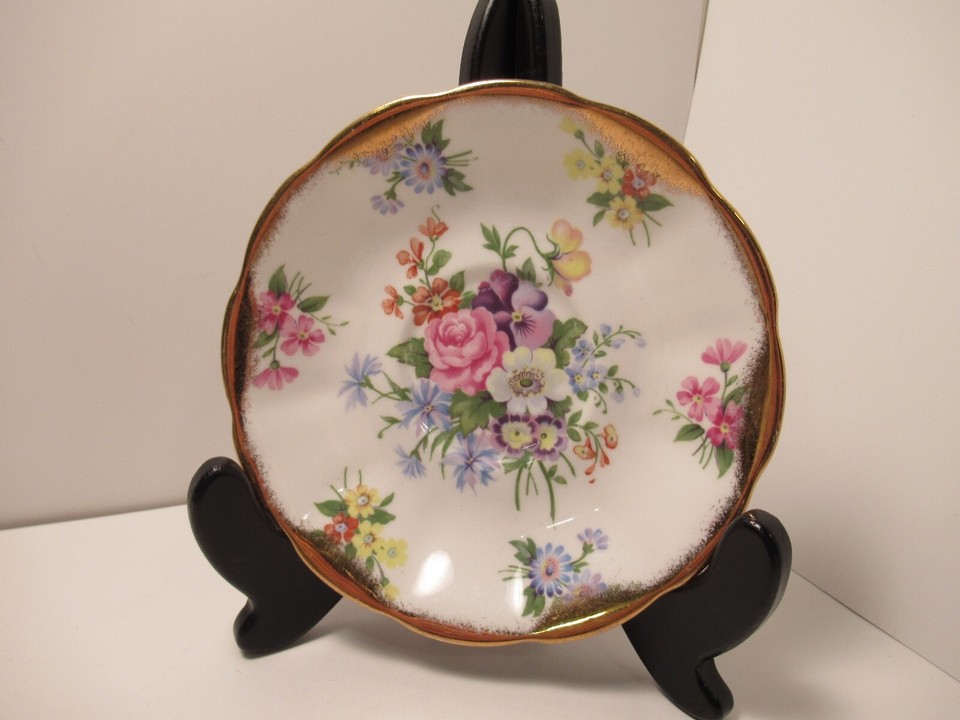 ROYAL ALBERT ENG CHINA TEA CUP&SAUCER WHITE WI PINK ROSES HEAVY GOLD ...