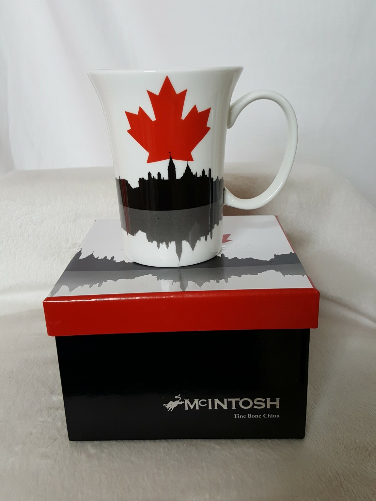 McIntosh Fine Bone China Trading Mug Canada New in Box White, Red, Gray ...