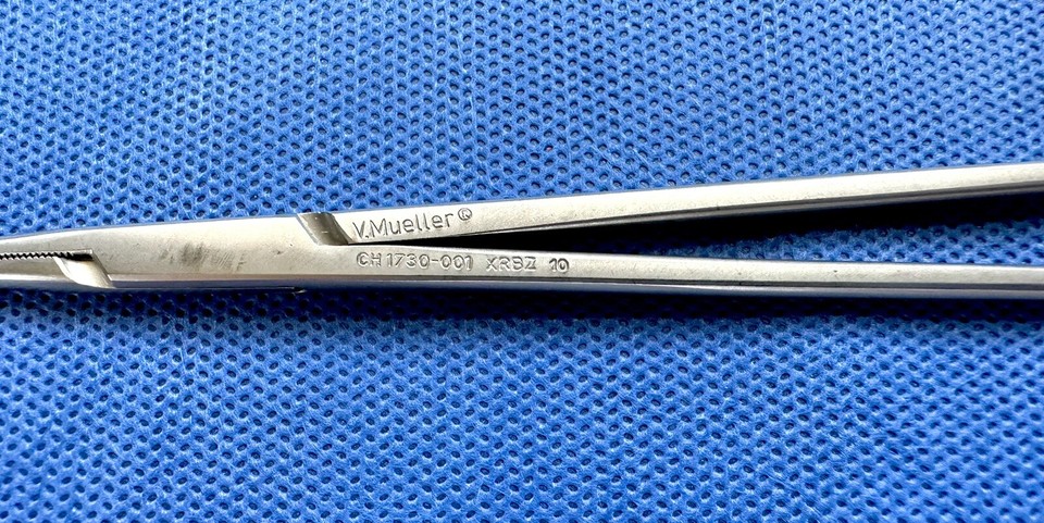 V Mueller Mixture Rt Angle Surgical Clamp CH 1730-001 | eBay