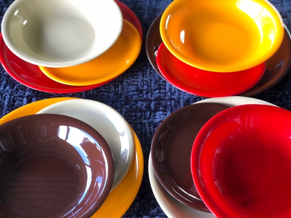 12 Vintage Retro Melamine? Picnic Plates and Bowls | eBay Australia