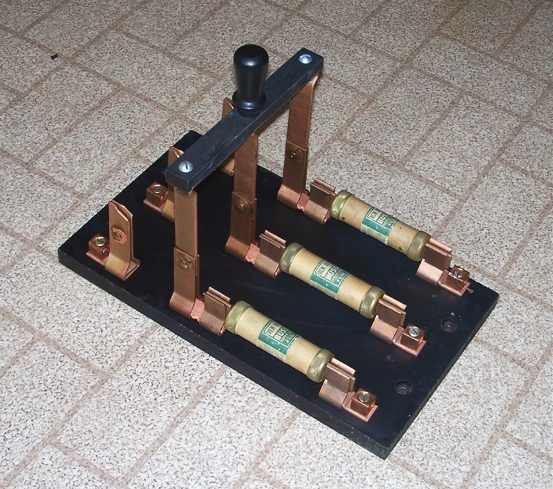 Dc Fused Knife Switch