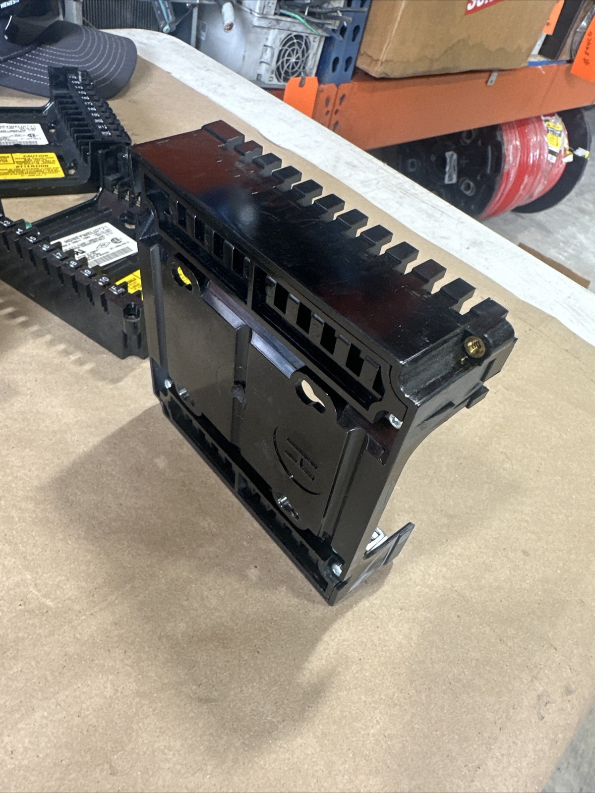 Honeywell Q7800A 1005 Universal Wiring Subbase Panel Mount 85267074032 ...