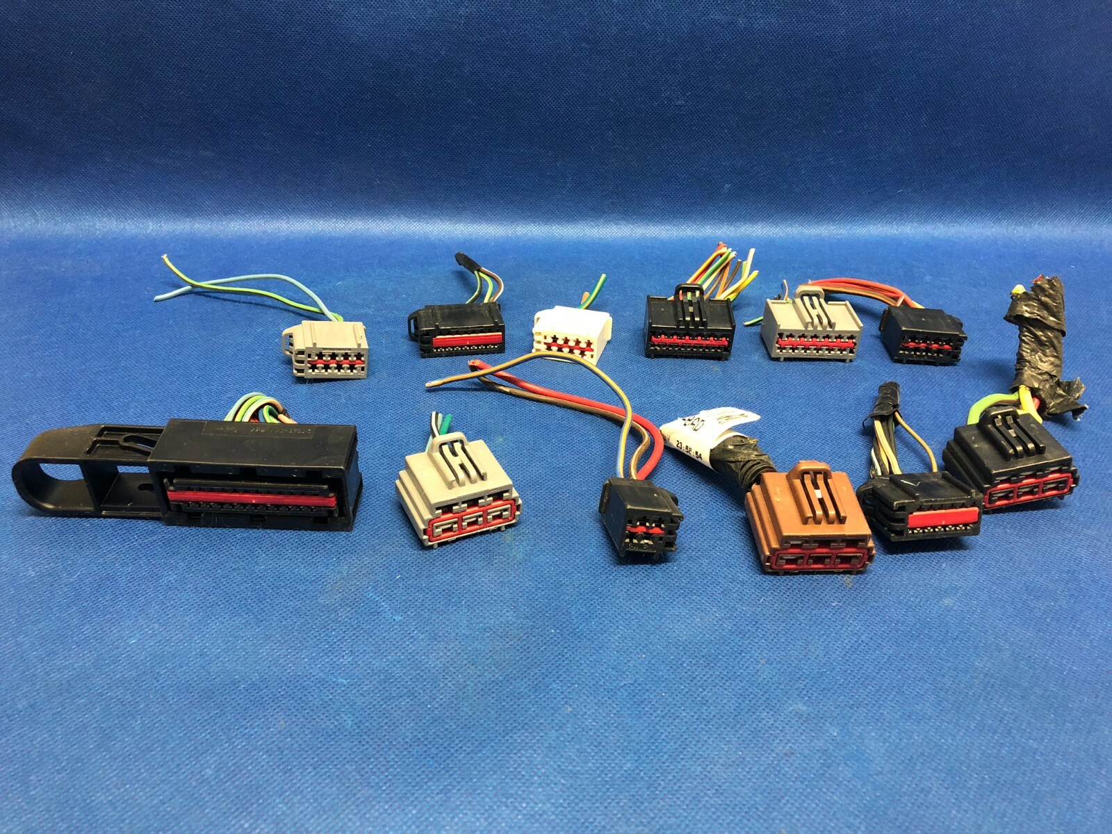 WIRING HARNESS PLUG CONNECTOR 03 04 Ford F250 F350 FUSE BOX RELAY 3C3T ...