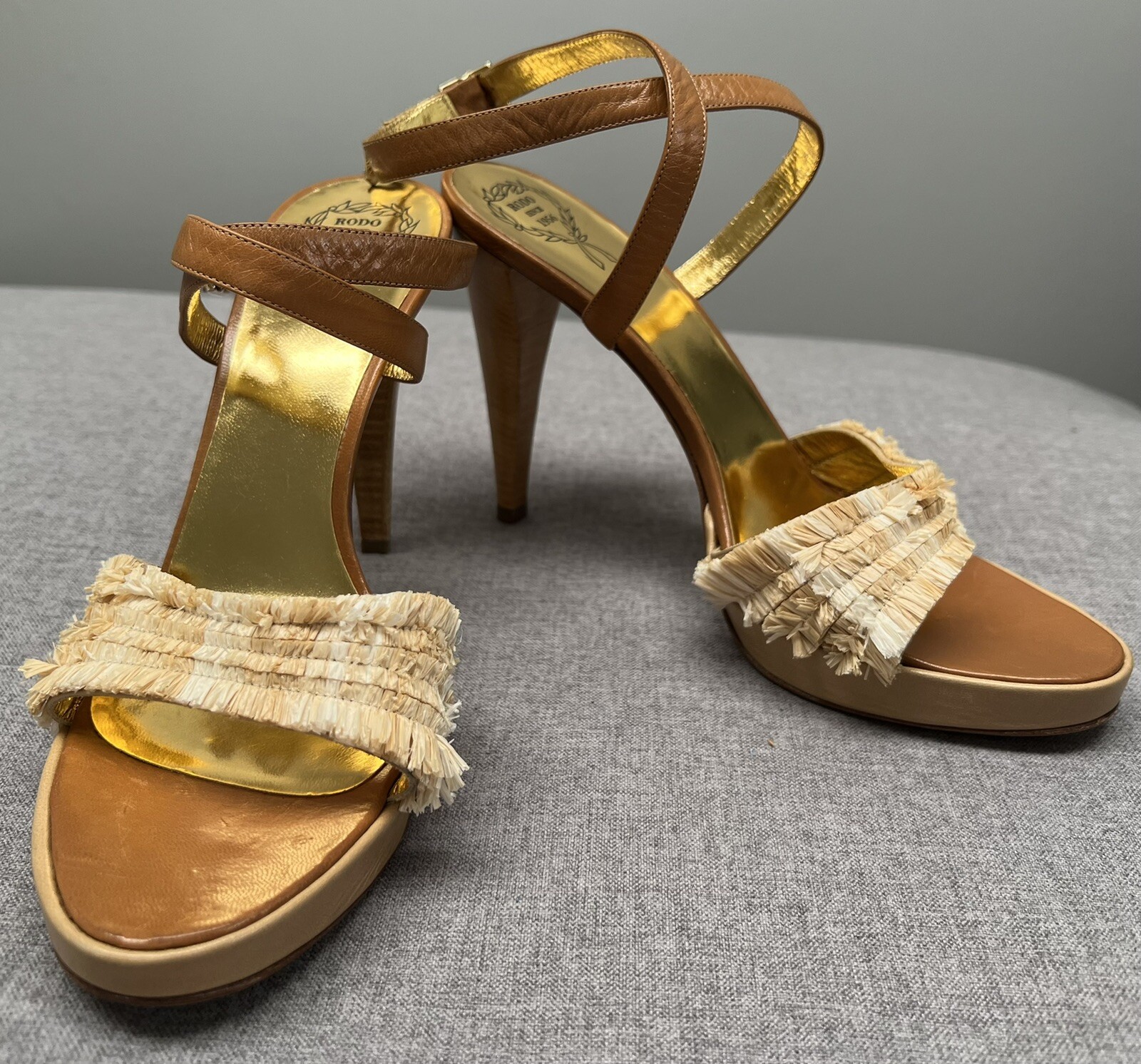 RODO Raffia & Leather Open Toe Sandals SZ 37 1/2 EU / 7 US MINT Cond ...