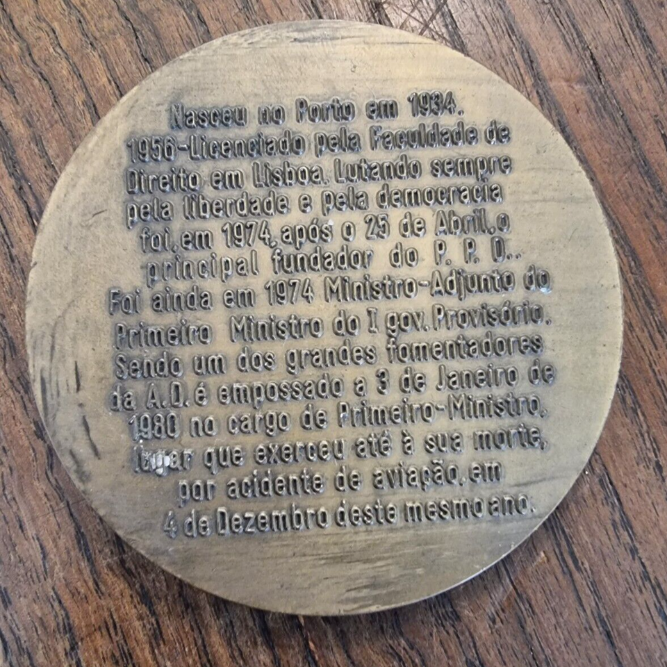 BRONZE MEDAL / POLITICIAN FRANCISCO SÁ CARNEIRO | eBay UK