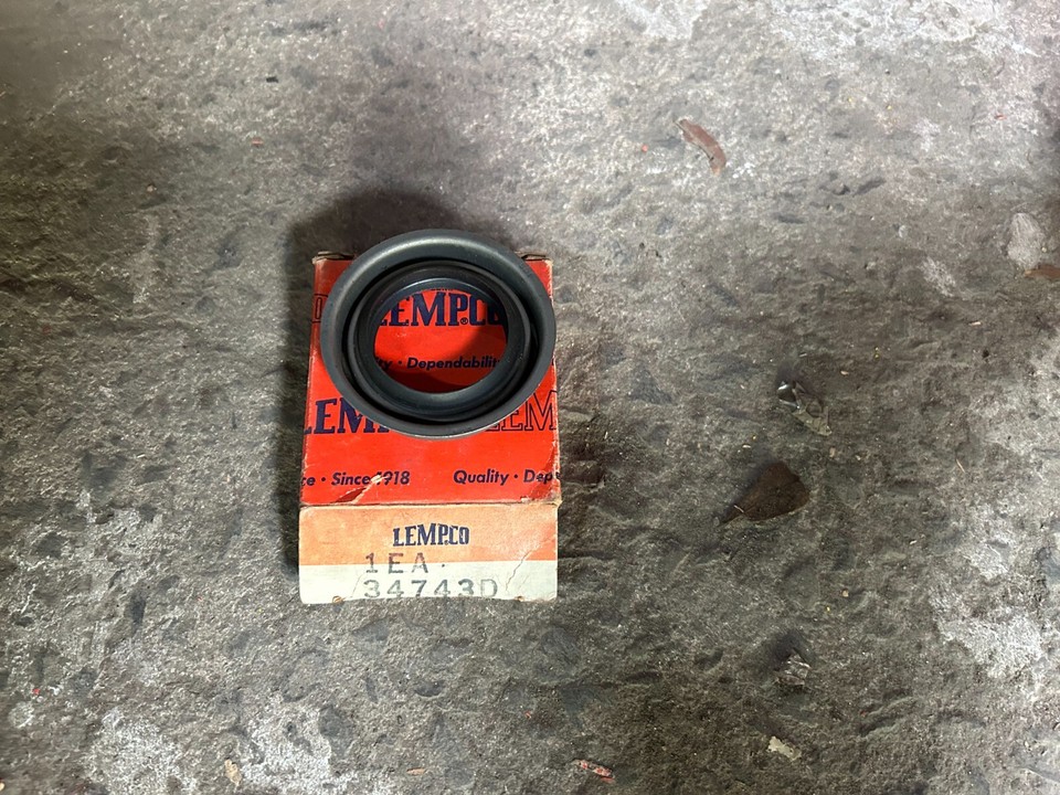 S74 - LEMPCO TRANSMISSION SEAL 34743D | eBay