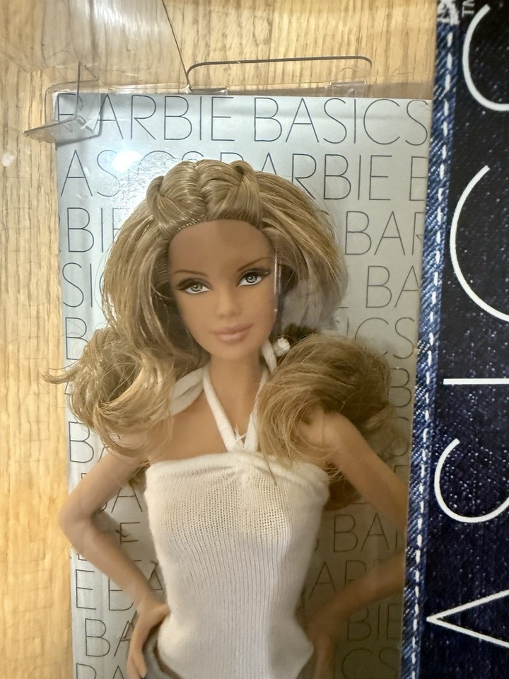 Barbie Basics Black Label Model No. 01 Collection 002 NRFB 2010 Mattel ...