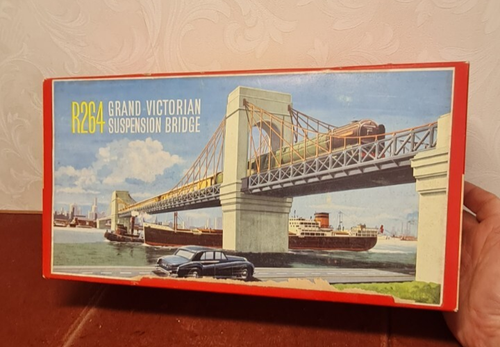 Hornby Triang R264 Grand Suspension Bridge | eBay