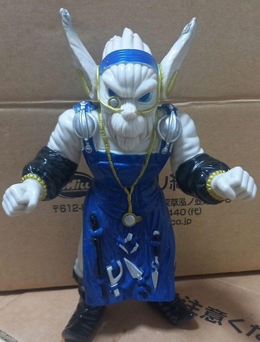 Kyoryu Sentai Zyuranger! Priprikan, a member of the Bandora Gang, the ...