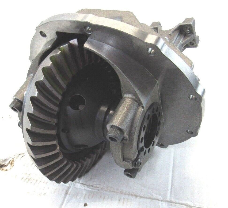 New Ford 9" Inch 3rd Member Iron Case 28 Spl Posi 3.89 Gears 1310 Yoke ...