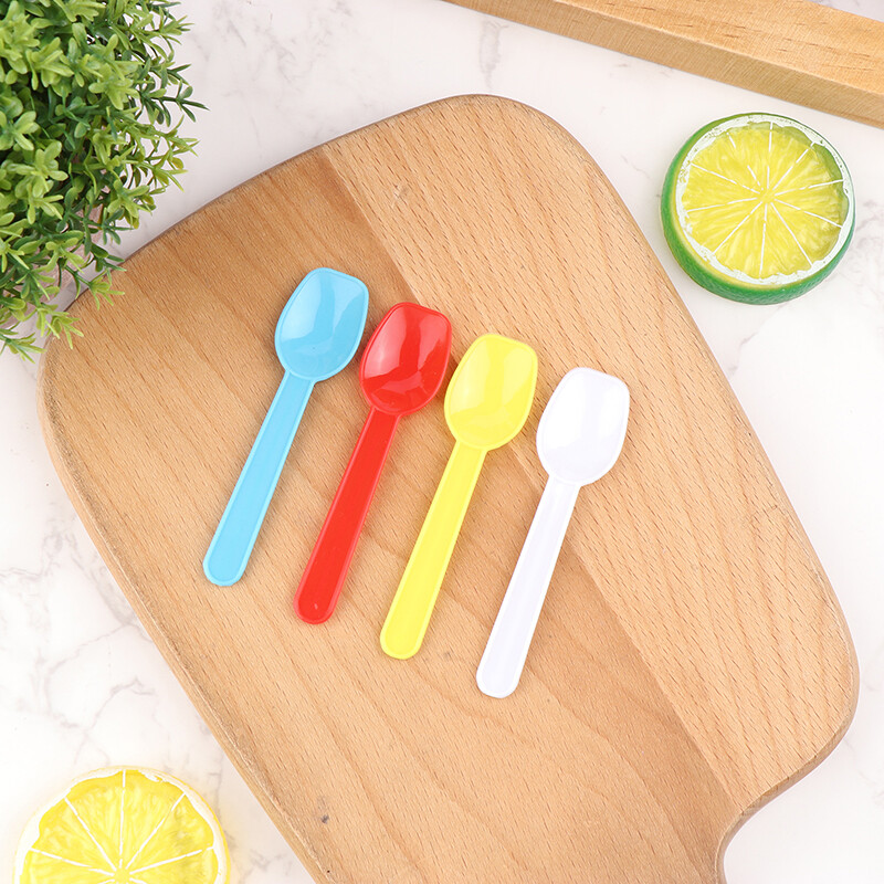 50Pcs Dessert Scoop Plastic Ice Cream Scoop Family Spoons Soup Plastic ...