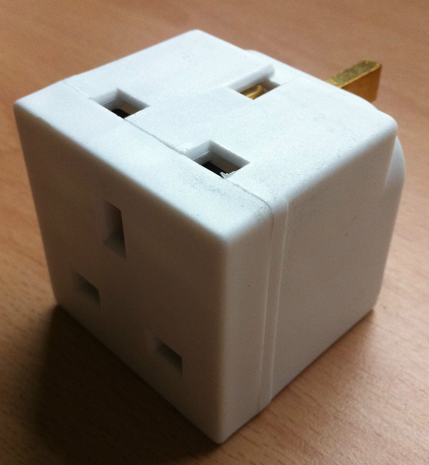 2 Way Plug Socket Adaptor 3 Pin 13a Mains 240v BS1363 Outlet 1, 2, 4, 8 ...