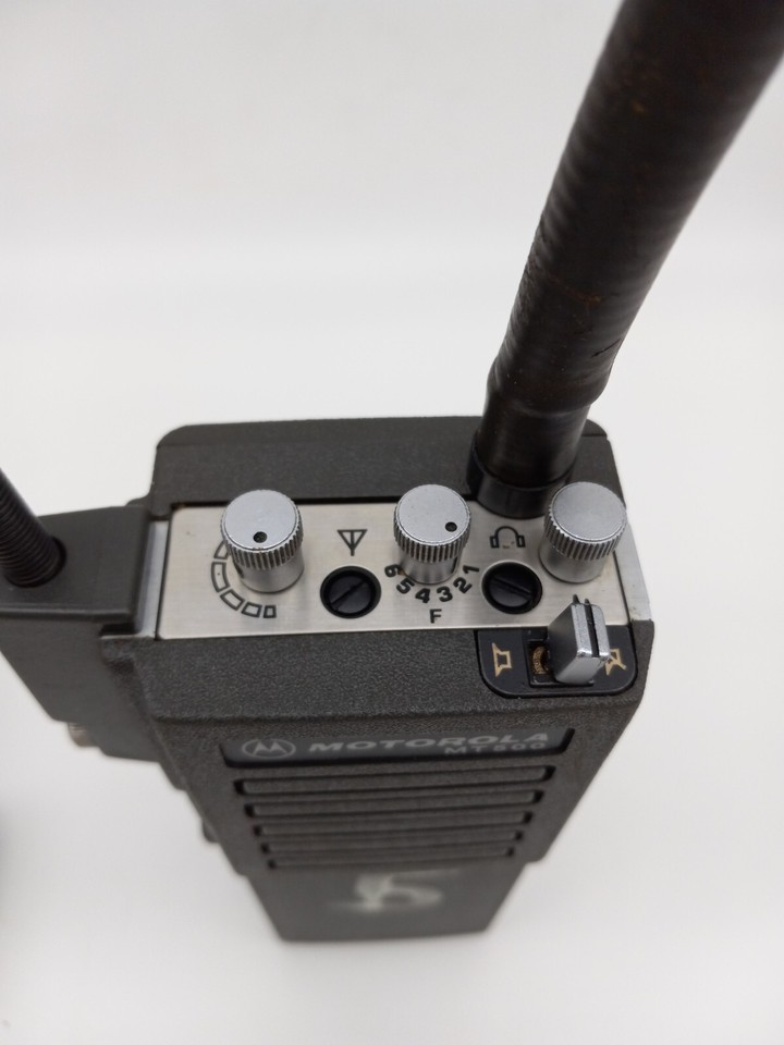 Motorola Mt500 Vintage Two Way Radio Nln-5490A 6 chanels, Used For ...