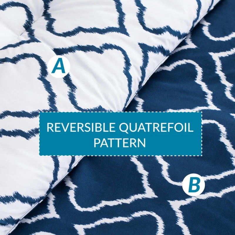 Navy Quatrefoil Pattern