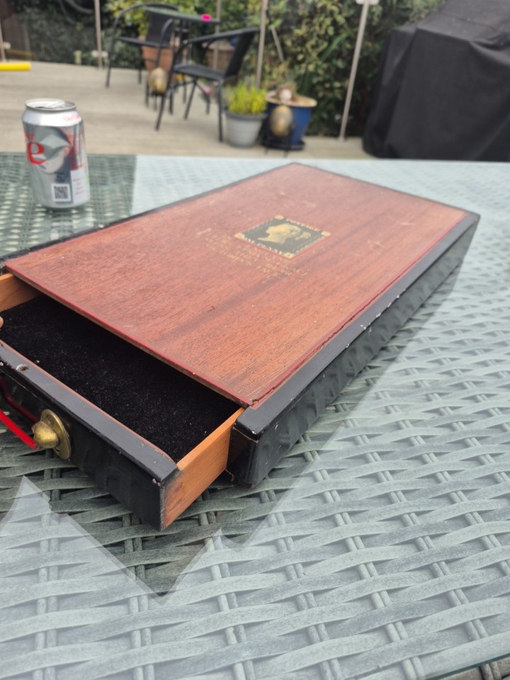 PENNY BLACK STAMP BOX - LETTERS FIND NO GRACE UNLESS THEY BEAR ...