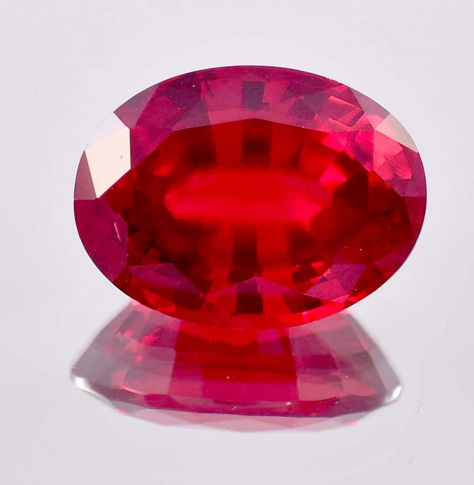 23 x 17 mm Flawless Natural Red Painite Loose Gemstone 38.80 Ct (GIT ...