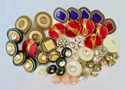 Vintage Lot of 48 Buttons Metal Plastic Rhinestone Sewing Crafts ...