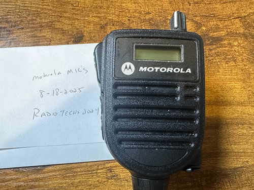 Motorola HMN4104B Microphone for APX4000 APX6000 APX8000 - - Slightly ...