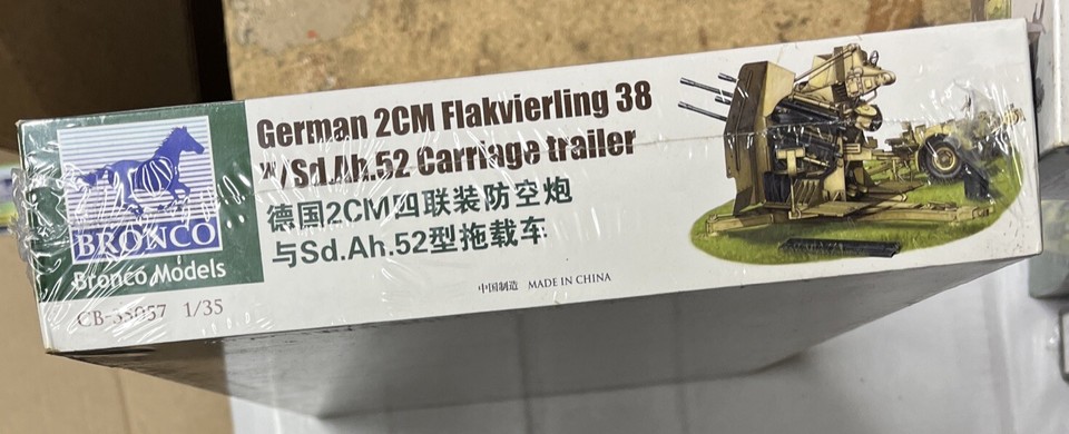 BRONCO #CB35057 1/35th SCALE GERMAN 2cm FLAKVIERLING 38 W/TRAILER MODEL ...