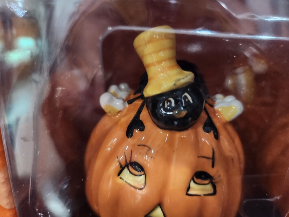 HALLOWEEN TRANSPAC PUMPKINS BLACK SPIDER SALT & PEPPER SHAKERS SET | eBay