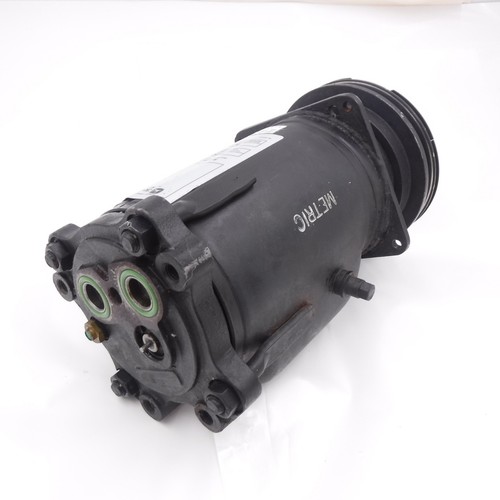 OEM John Deere A/C Compressor AR92109 For 1640 2040S | eBay
