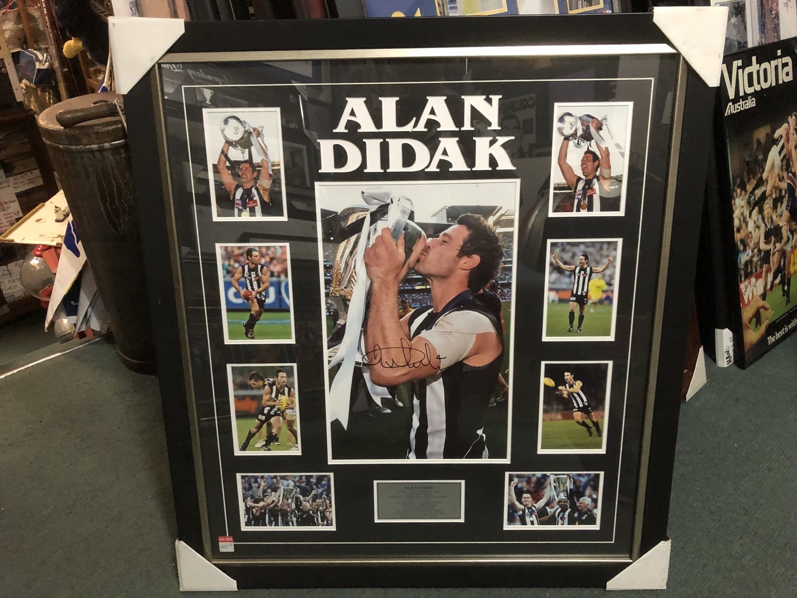 ALAN DIDAK HAND SIGNED COLLINGWOOD 2010 PHOTO COLLAGE FRAMED WITH ...