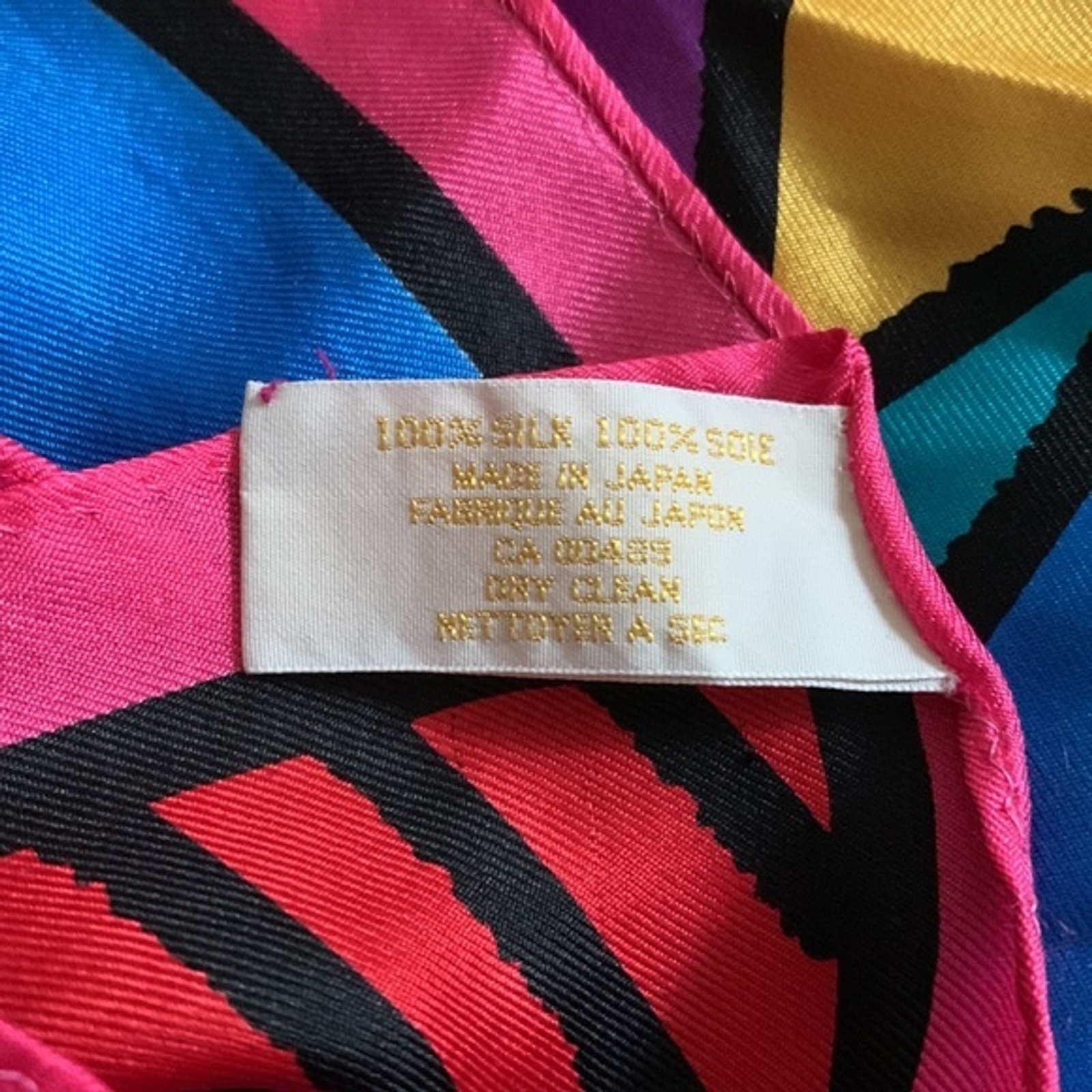 80’s Elaine Gold for Collection XIIX Scarf - retro - Gem