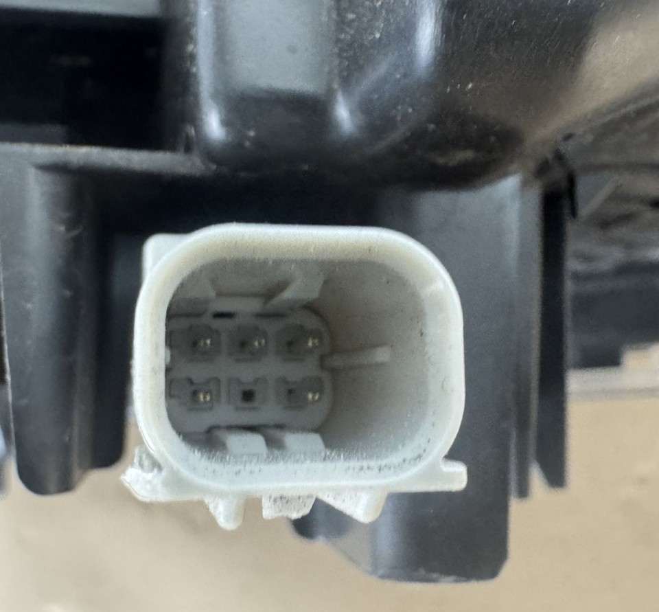 2022 2023 2024 Toyota Rav4 With hybrid Headlight Passenger Side OEM ...