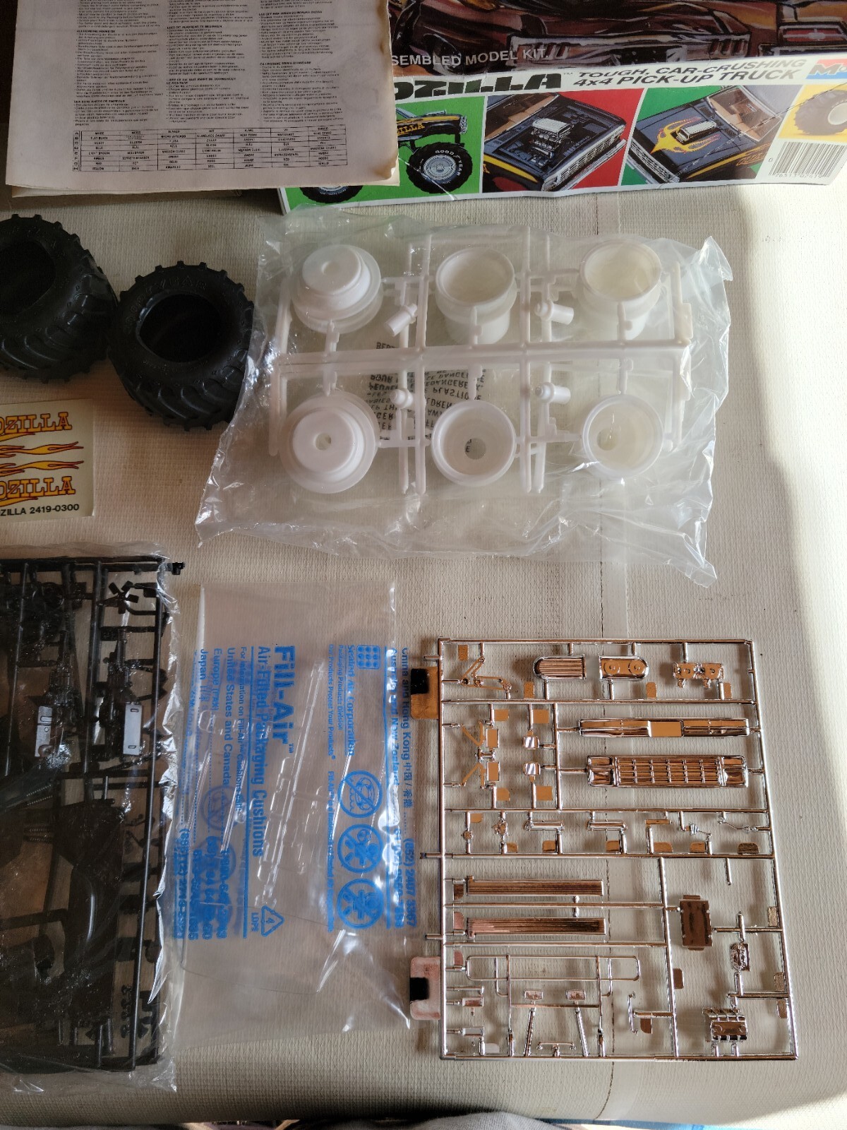 Monogram Quadzilla 4X4 Pickup Truck Plastic Model Kit#2419 1:24 Scale ...