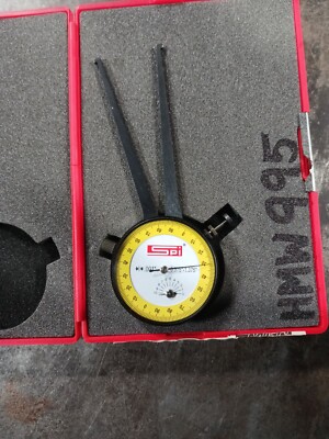 Calipers - Internal Dial Caliper