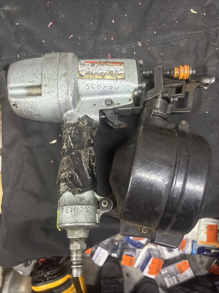 Hitachi NV65AH 2-1/2" Coil Siding Air Nailer Tool Made In Japan | eBay