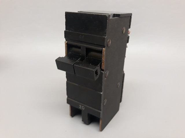 XO220 Square D Type XO Thick Model Circuit Breaker 2 Pole 20 Amp 240v ...