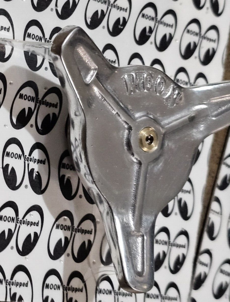 MOON small Vented Aluminum SPINNER CAP w Threaded BUNG vtg Hot Rod auto ...