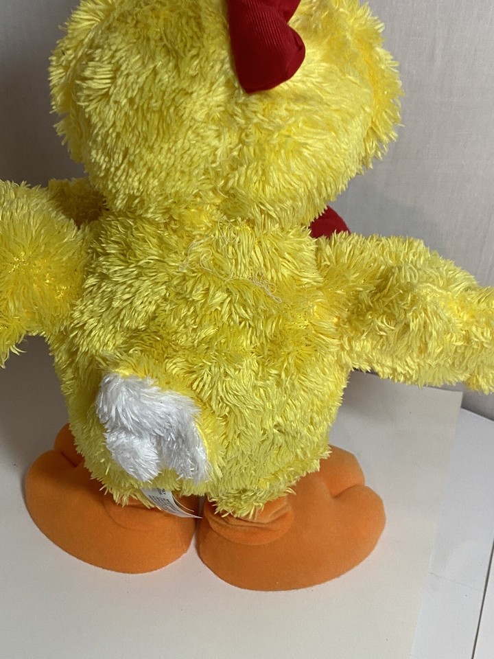 Fisher Price 2010 Animated Easter Chicken Elmo Singing Dancing Sesame ...