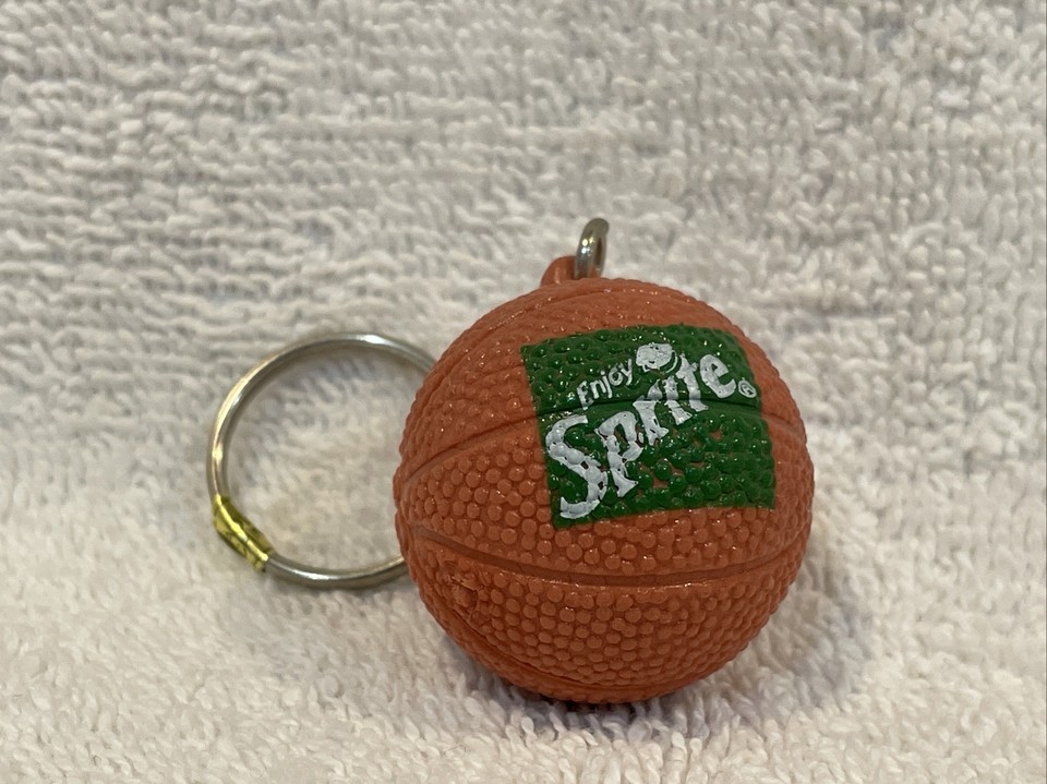 VINTAGE University of Minnesota Golden Gophers Basketball SGA Key Ring ...